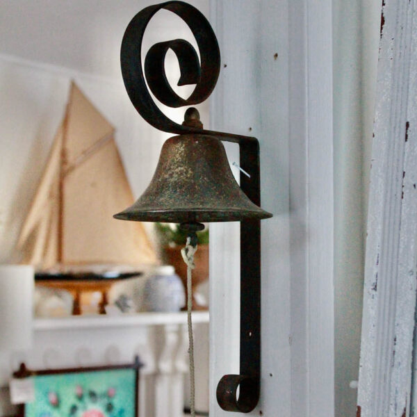 Country House Bell - Nora Murphy Country House